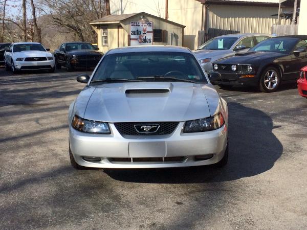 2001 Silver Ford Mustang GT