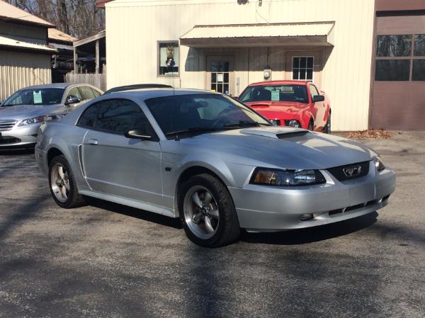 2001 Silver Ford Mustang GT