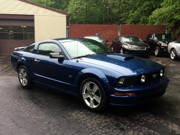 2006 Blue Ford Mustang GT