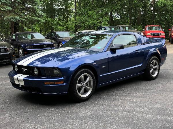 2006 Blue Ford Mustang GT