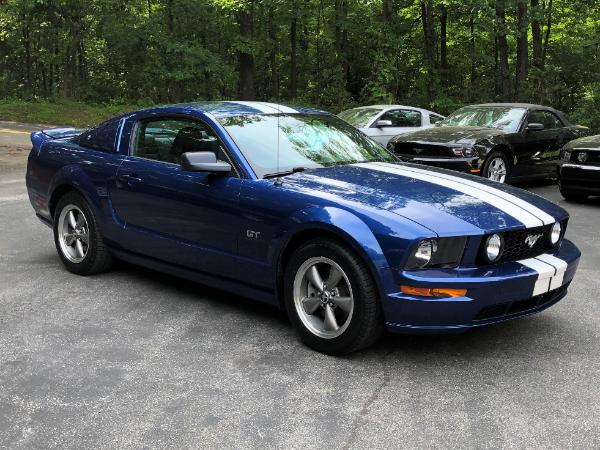 2006 Blue Ford Mustang GT