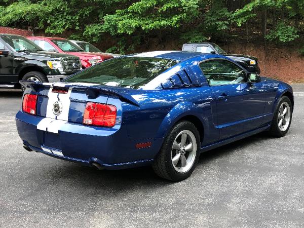 2006 Blue Ford Mustang GT