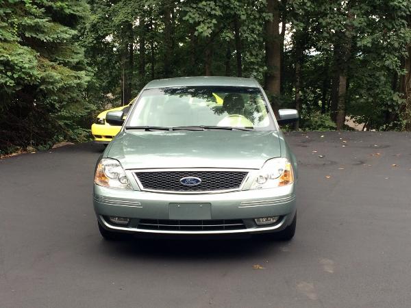 2006 Green Ford Five Hundred SEL - AWD with 27k miles