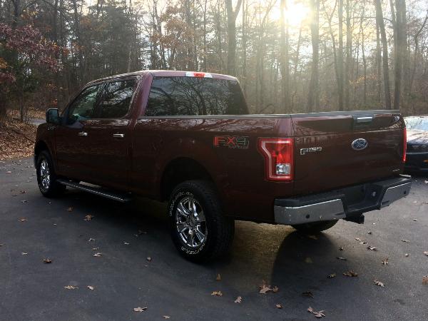 2016 Bronze Fire Metallic Ford F-150 XLT Crew Cab 4x4